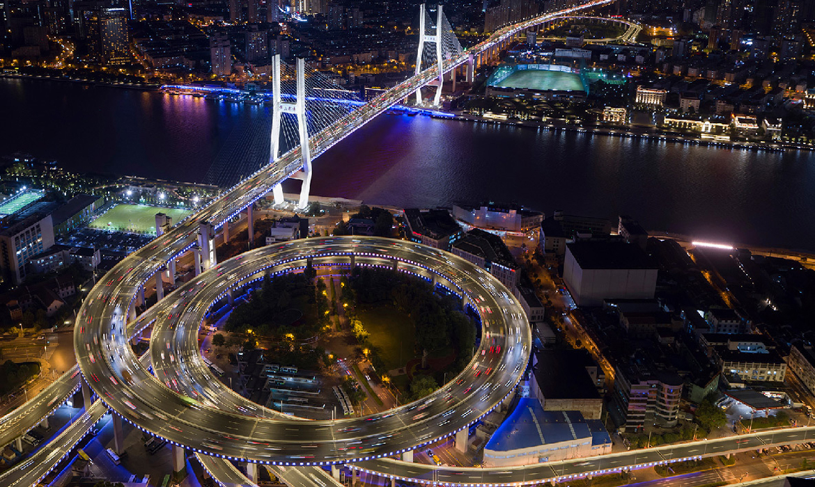 WERDELL Lighting - GIVE LIFE TO YOUR ARCHITECTURE